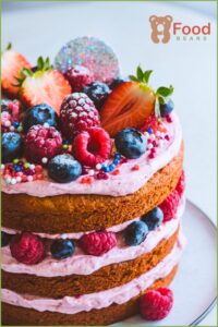 20 Easy Berry First Birthday Cake Ideas In 15 Minutes